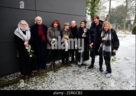 Uschi Brüning bei der Trauerfeier und Urnenbeisetzung für Christel ...