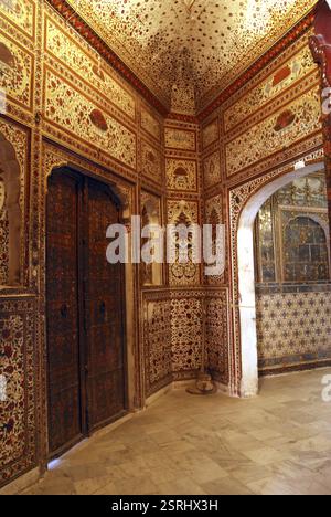 Interior of Gajraj Mahal with wall paintings inside Junagarh fort ...