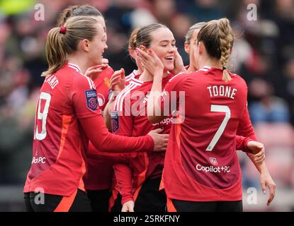 Manchester United's Grace Clinton celebrates scoring her sides third ...