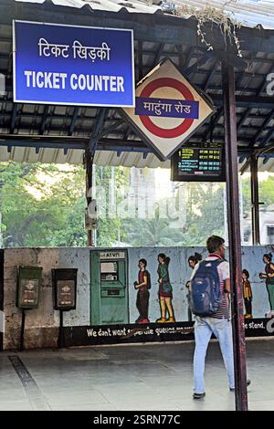 Matunga Road Railway Station, Mumbai, Maharashtra, India, Asia Stock ...