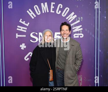 SNL50: THE HOMECOMING CONCERT -- Pictured: (l-r) Julie Yeager, Paul ...