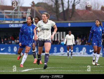 Elise Stenevik (Everton 27) during the Women's Super League game ...