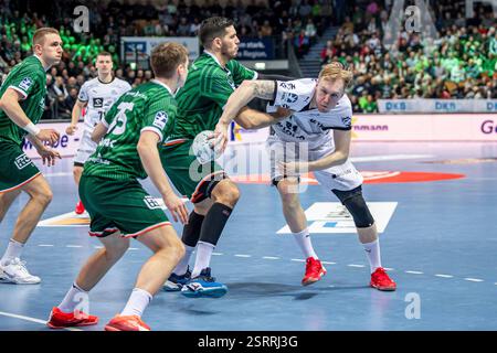 Domen Novak (HSG Wetzlar, 75), Marko Grgic (THSV Eisenach, 17) Handball ...