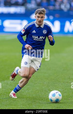 Derry John Murkin (FC Schalke 04, 5), Tim Handwerker (SSV Jahn ...