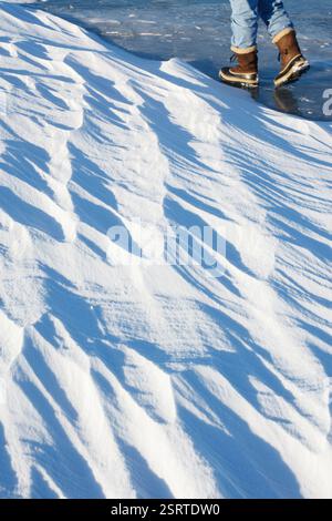 Texture and snow background, snow drifts Stock Photo - Alamy