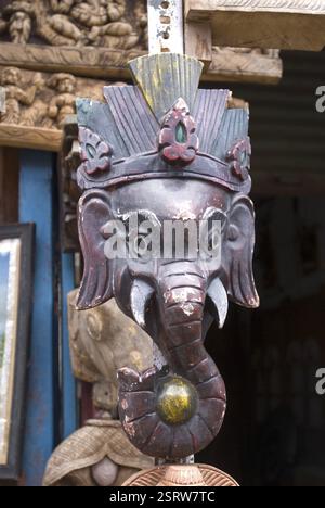 Bronze and brass sculptures at jew street, Cochin Kochi, Kerala, India ...