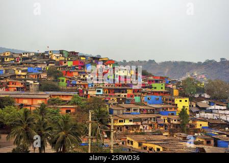 Slums near Asalpha railway station, Mumbai, Maharashtra, India, Asia ...