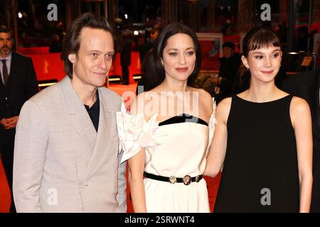 Clara Pacini bei der La Tour de Glace / The Ice Tower Film Premiere im ...