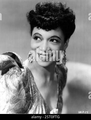 DEAD OF NIGHT [BR 1945] ELISABETH WELCH Date: 1945 Stock Photo - Alamy