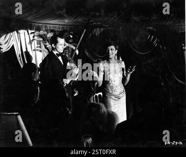DEAD OF NIGHT [BR 1945] ELISABETH WELCH, ?, HARTLEY POWER Date: 1945 ...