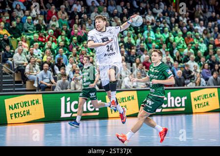 Domen Novak (HSG Wetzlar, 75), Marko Grgic (THSV Eisenach, 17) Handball ...