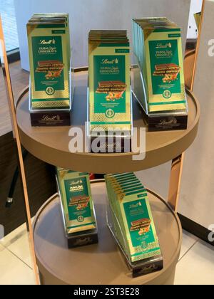 Display of Lindt brand Dubai style chocolate, Walnut Creek, California ...
