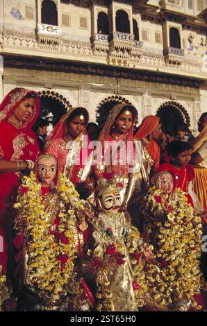 Gangaur festival, jaipur, rajasthan, india Stock Photo - Alamy
