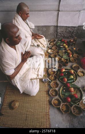 Hindu sanyasi, india NO MR Stock Photo - Alamy
