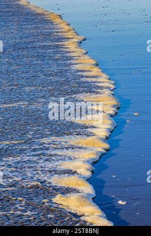 Wave rolling in while harvesting Razor Clams on Mocrocks Beach, Pacific ...