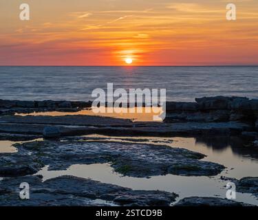 Sunset at Lilstock Beach Somerset UK Stock Photo - Alamy