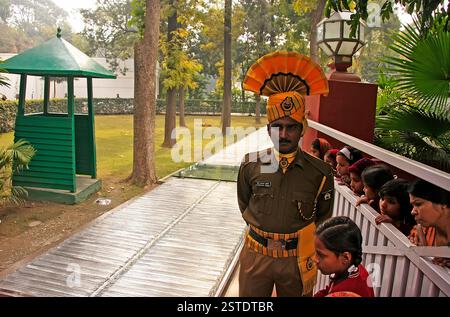 Indian soldier guarding place where Indirha Gandhi Stock Photo - Alamy