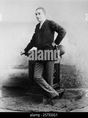 Italian stage actor Giovanni Emanuel, 1895 Stock Photo - Alamy