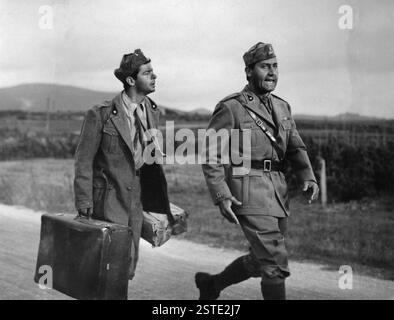 Scene from the Italian movie Everybody Go Home (Tutti a casa), 1960 ...