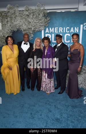 Rikki Hughes, Jeff Friday, Nicole Friday und Yvonne Orji beim 7 ...