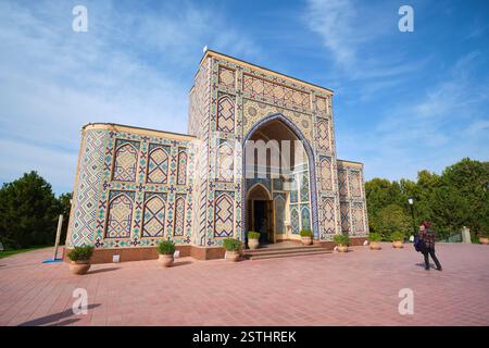 View of the front entrance to the museum. At the Mirzo Ulugh Bek ...