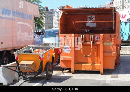 Press Container Compactor for Industrial Waste Disposal Hydraulic Bin ...