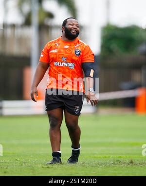 Ox Nche of the Hollywoodbets Sharks during the Hollywoodbets Sharks URC ...