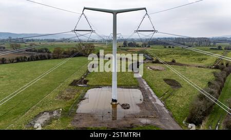The new 'T' style electricity pylon capable of carrying high-voltage ...