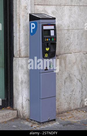 Solar powered pay and display ticket machine with panel / pay point for ...