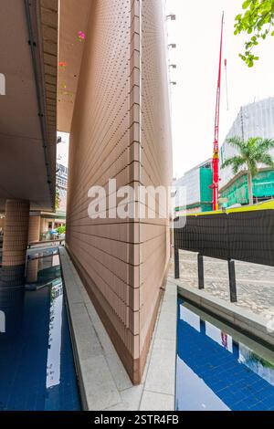 Very Sharp Wall Corner at Modern Building Stock Photo - Alamy