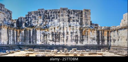 The interior of the temple of Apollo at Didyma, Turkey Stock Photo - Alamy