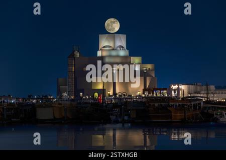 Museum of Islamic Art Doha with Super Moon in Qatar Stock Photo - Alamy