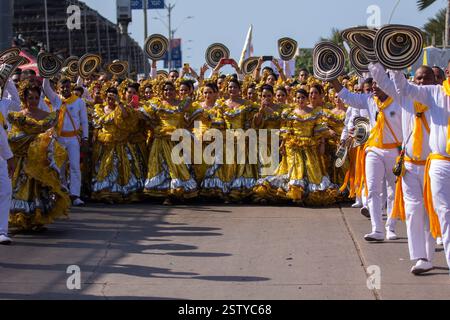 Cumbiamba troupe during Great Parade at Barranquilla's Carnival ...