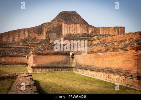 Paharpur Buddhist Vihara Museum Unesco Heritage site in Joypurhat ...