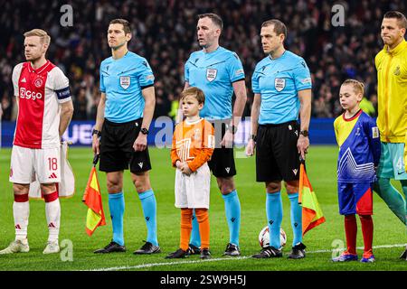 Assistant referee Neil Davies during the West Ham United FC v Tottenham ...