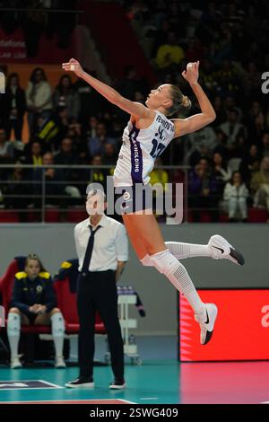 ISTANBUL, TURKIYE - FEBRUARY 09, 2025: Dana Rettke in action during ...