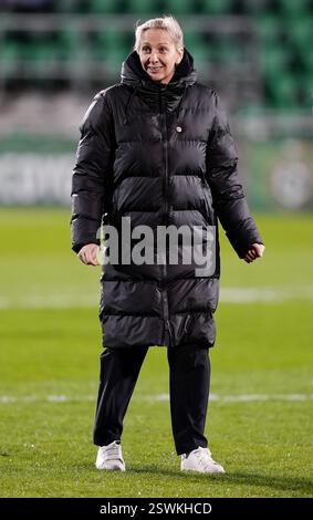 Republic of Ireland head coach Carla Ward looks on against the USA ...
