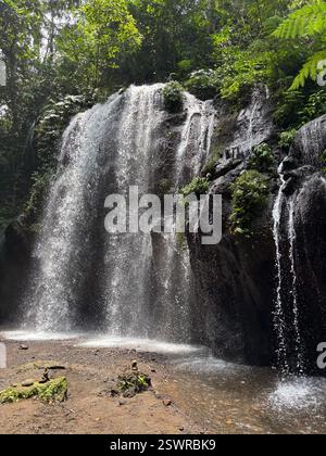 Hidden Waterfall Near Ubud, Bali – A Tropical Jungle Escape Stock Photo ...