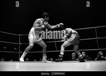 Argentine boxers Víctor Echegaray and Juan Domingo Corradi during a ...