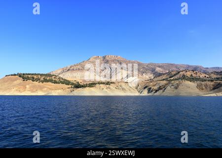 the Dokan Dukan Lake with beautiful mountains around in northern Iraq ...