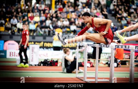 Dortmund, Deutschland. 22nd Feb, 2025. Entt?uscht: Michelle Manke (LG ...