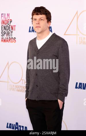 Jesse Eisenberg bei der 40. Verleihung der Film Independent Spirit ...