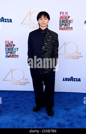 Izaac Wang bei der 40. Verleihung der Film Independent Spirit Awards ...
