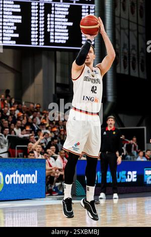Andreas Obst (Deutschland, 42) im Interview FIBA EuroBasket 2025 ...