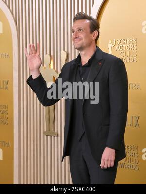 Jason Segel attends the 31st Annual Screen Actors Guild Awards at ...