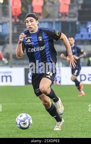 Alexander Lucas Lind Rasmussen (Pisa) fights for the ball against ...