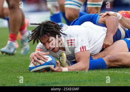 Mickael Guillard during the 6 or Six Nations Championship rugby match ...