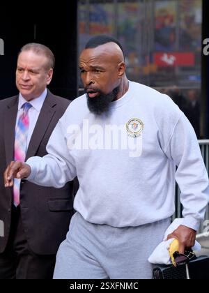 Actor Mr T (Laurence Tureaud) made an appearance at Good Morning ...