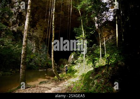 The Rio Frio Caves in the Mountain Pine Ridge Forest Reserve, Belize ...