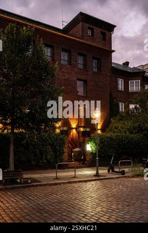 Das Restaurant Volt in Berlin Kreuzberg. Berlin Berlin Deutschland ...